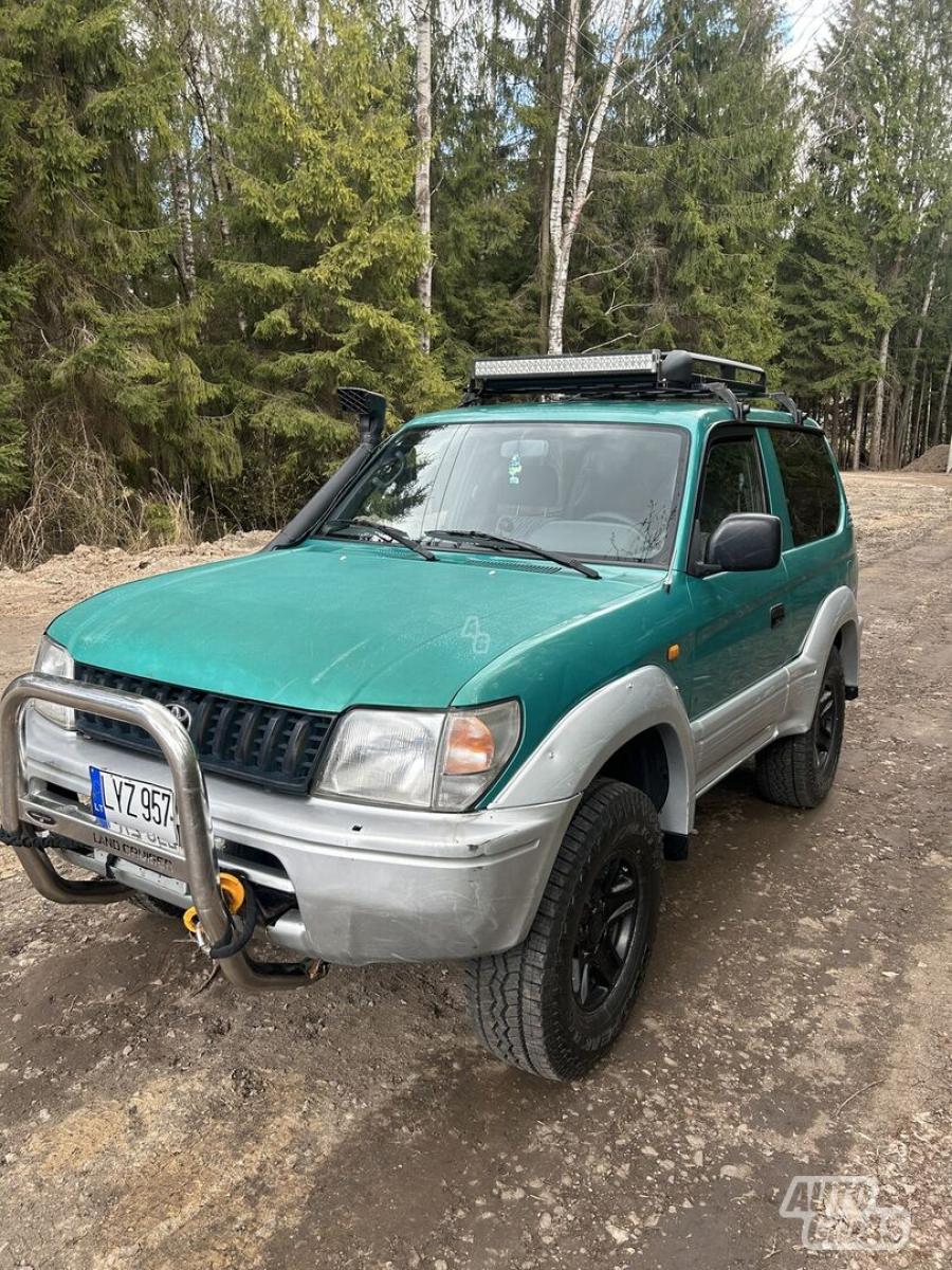 Toyota Land Cruiser 1997 in Kaunas, with an engine capacity of 3.00 L and mileage of 299 thousand km for 5000 €, photo 1 on AUTOMOTO.COM.LV