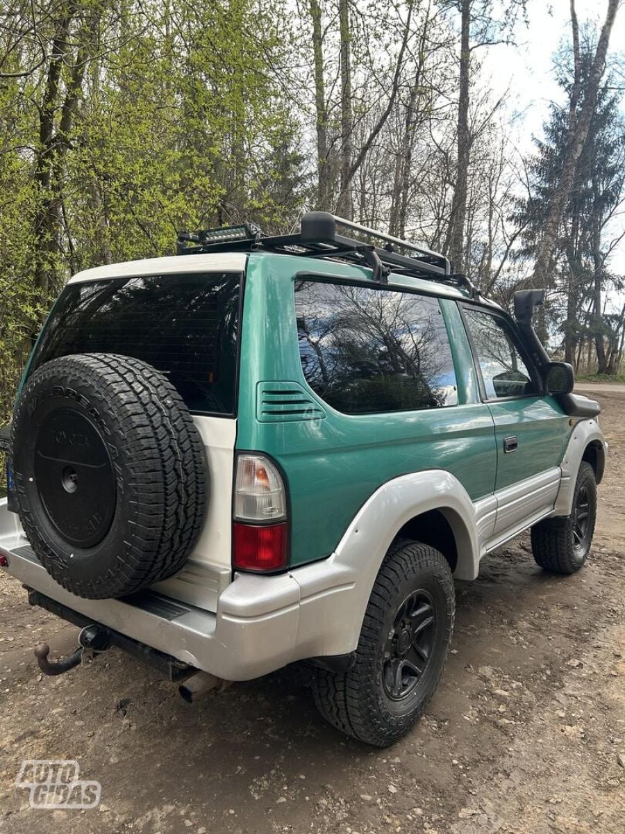 Toyota Land Cruiser 1997 in Kaunas, with an engine capacity of 3.00 L and mileage of 299 thousand km for 5000 €, photo 4 on AUTOMOTO.COM.LV