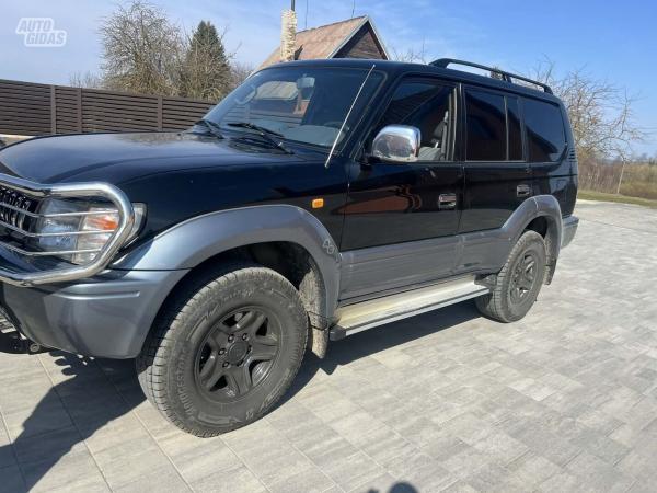 Toyota Land Cruiser 1998 Marijampole, ar dzinēja tilpumu 3.00 L un nobraukumu 268 tūkst. km par 7000 €, foto 5 vietnē AUTOMOTO.COM.LV