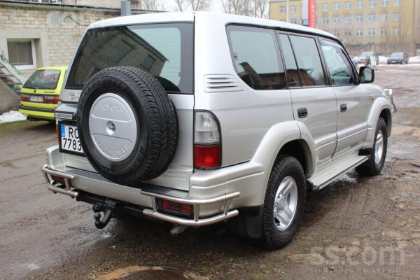 Toyota Land Cruiser 2000 Liepāja, ar dzinēja tilpumu 3.00 L un nobraukumu 320 tūkst. km par 7500 €, foto 4 vietnē AUTOMOTO.COM.LV