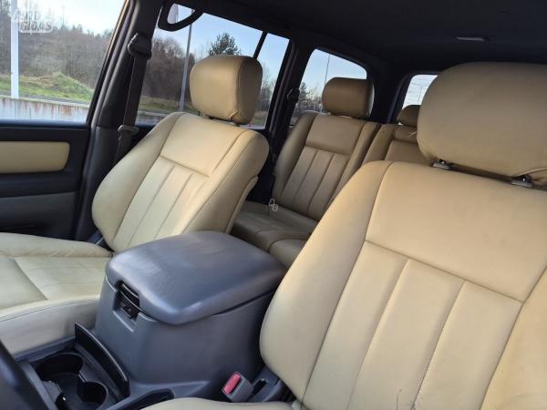 Toyota Land Cruiser 2001 Viļņa, ar dzinēja tilpumu 4.20 L un nobraukumu 400 tūkst. km par 9950 €, foto 11 vietnē AUTOMOTO.COM.LV