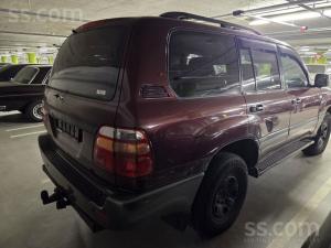 Toyota Land Cruiser 2001 in Riga, with an engine capacity of 4.20 L and mileage of 571 thousand km for 6300 €, photo 3 on AUTOMOTO.COM.LV