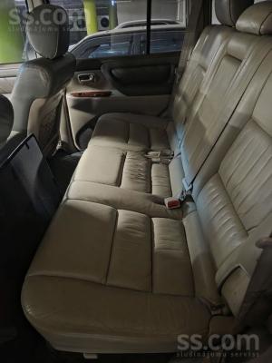Toyota Land Cruiser 2001 in Riga, with an engine capacity of 4.20 L and mileage of 571 thousand km for 6300 €, photo 7 on AUTOMOTO.COM.LV