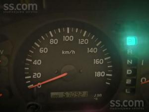 Toyota Land Cruiser 2001 in Riga, with an engine capacity of 4.20 L and mileage of 571 thousand km for 6300 €, photo 9 on AUTOMOTO.COM.LV