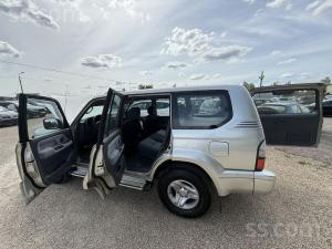 Toyota Land Cruiser 2002 Rīga, ar dzinēja tilpumu 3.00 L un nobraukumu 351 tūkst. km par 6999 €, foto 14 vietnē AUTOMOTO.COM.LV