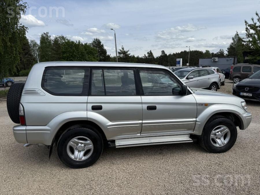 Toyota Land Cruiser 2002 Rīga, ar dzinēja tilpumu 3.00 L un nobraukumu 351 tūkst. km par 6999 €, foto 24 vietnē AUTOMOTO.COM.LV