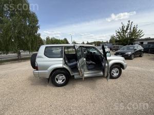 Toyota Land Cruiser 2002 Rīga, ar dzinēja tilpumu 3.00 L un nobraukumu 351 tūkst. km par 6999 €, foto 35 vietnē AUTOMOTO.COM.LV