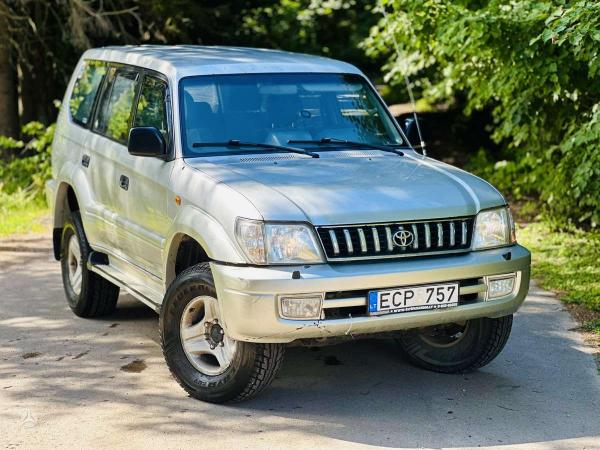 Toyota Land Cruiser 2002 in Vilnius, with an engine capacity of 2.98 L and mileage of 365 thousand km for 3950 €, photo 1 on AUTOMOTO.COM.LV