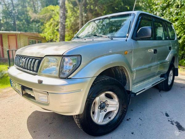 Toyota Land Cruiser 2002 in Vilnius, with an engine capacity of 2.98 L and mileage of 365 thousand km for 3950 €, photo 8 on AUTOMOTO.COM.LV