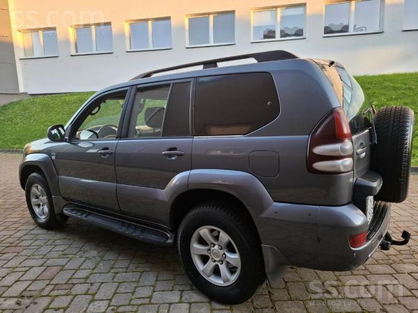 Toyota Land Cruiser 2003 Daugavpils, ar dzinēja tilpumu 3.00 L un nobraukumu 0 tūkst. km par 5800 €, foto 6 vietnē AUTOMOTO.COM.LV