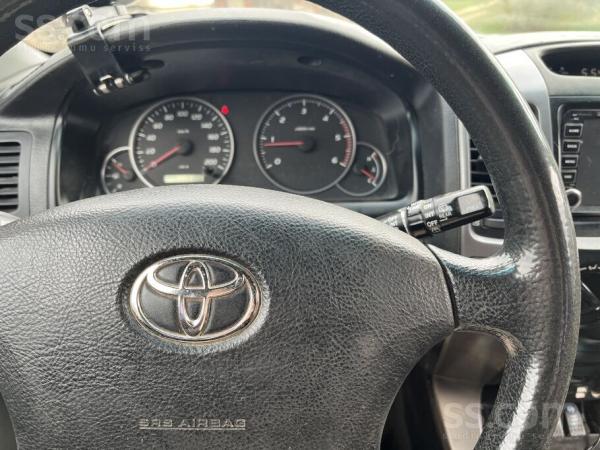 Toyota Land Cruiser 2003 Valmiera, ar dzinēja tilpumu 3.00 L un nobraukumu 347 tūkst. km par 7200 €, foto 8 vietnē AUTOMOTO.COM.LV