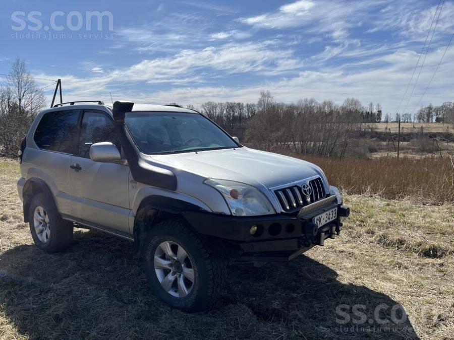 Toyota Land Cruiser 2003 Valmiera, ar dzinēja tilpumu 3.00 L un nobraukumu 347 tūkst. km par 7200 €, foto 1 vietnē AUTOMOTO.COM.LV
