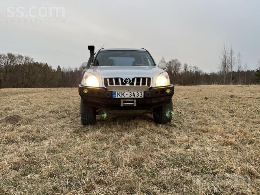 Toyota Land Cruiser 2003 Valmiera, ar dzinēja tilpumu 3.00 L un nobraukumu 347 tūkst. km par 7200 €, foto 3 vietnē AUTOMOTO.COM.LV