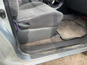 Toyota Land Cruiser 2003 Valmiera, ar dzinēja tilpumu 3.00 L un nobraukumu 347 tūkst. km par 7200 €, foto 8 vietnē AUTOMOTO.COM.LV