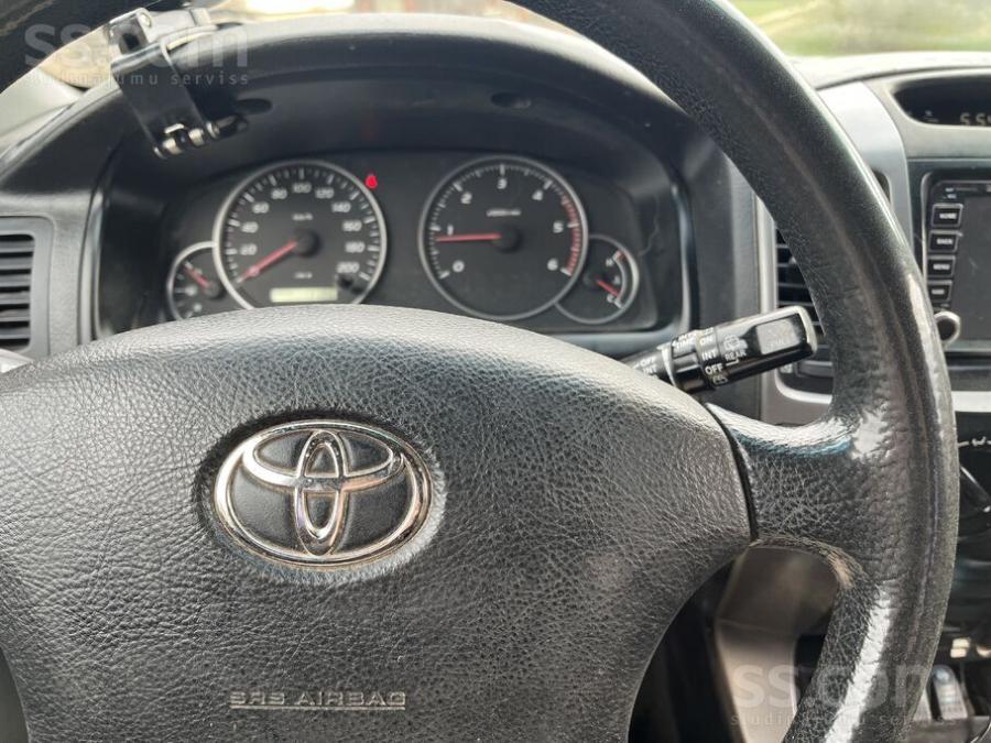 Toyota Land Cruiser 2003 Valmiera, ar dzinēja tilpumu 3.00 L un nobraukumu 347 tūkst. km par 7200 €, foto 9 vietnē AUTOMOTO.COM.LV