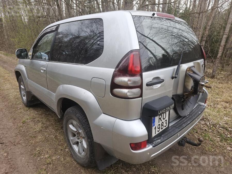 Toyota Land Cruiser 2003 Valka, ar dzinēja tilpumu 3.00 L un nobraukumu 380 tūkst. km par 3999 €, foto 7 vietnē AUTOMOTO.COM.LV