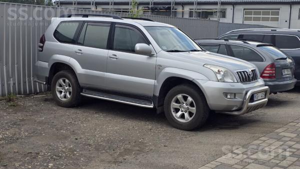 Toyota Land Cruiser 2004 Rīga, ar dzinēja tilpumu 3.00 L un nobraukumu 256 tūkst. km par 12000 €, foto 1 vietnē AUTOMOTO.COM.LV