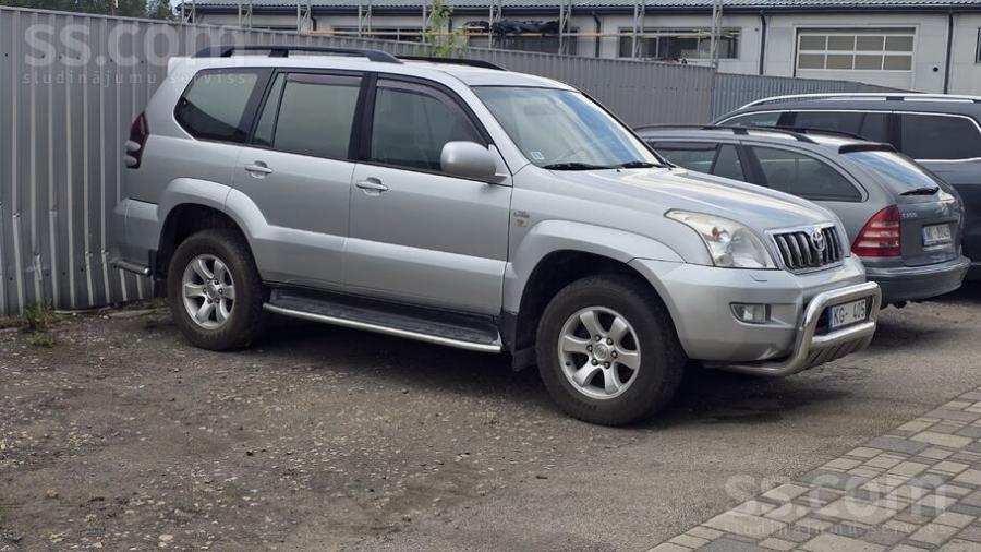 Toyota Land Cruiser 2004 in Riga, with an engine capacity of 3.00 L and mileage of 256 thousand km for 12000 €, photo 1 on AUTOMOTO.COM.LV