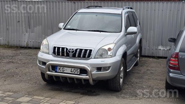 Toyota Land Cruiser 2004 Rīga, ar dzinēja tilpumu 3.00 L un nobraukumu 256 tūkst. km par 12000 €, foto 7 vietnē AUTOMOTO.COM.LV