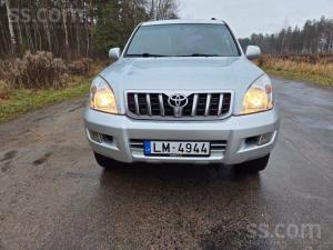 Toyota Land Cruiser 2005 Valmiera, ar dzinēja tilpumu 3.00 L un nobraukumu 0 tūkst. km par 7250 €, foto 4 vietnē AUTOMOTO.COM.LV