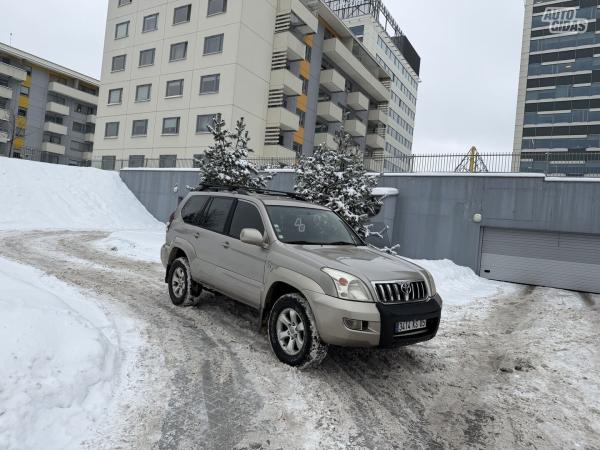 Toyota Land Cruiser 2005 in Vilnius, with an engine capacity of 3.00 L and mileage of 290 thousand km for 7000 €, photo 10 on AUTOMOTO.COM.LV