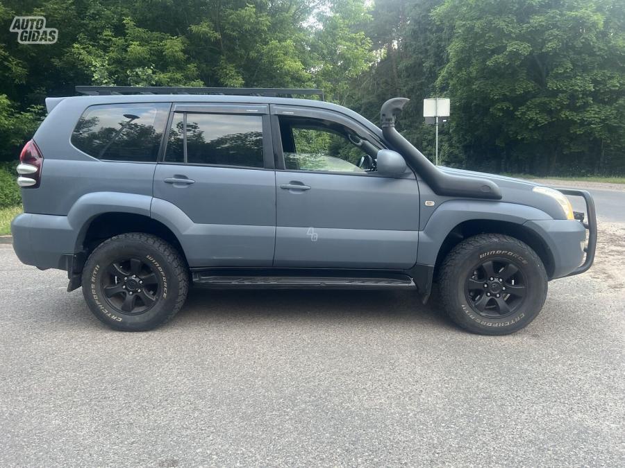 Toyota Land Cruiser 2005 Viļņa, ar dzinēja tilpumu 3.00 L un nobraukumu 350 tūkst. km par 9999 €, foto 3 vietnē AUTOMOTO.COM.LV