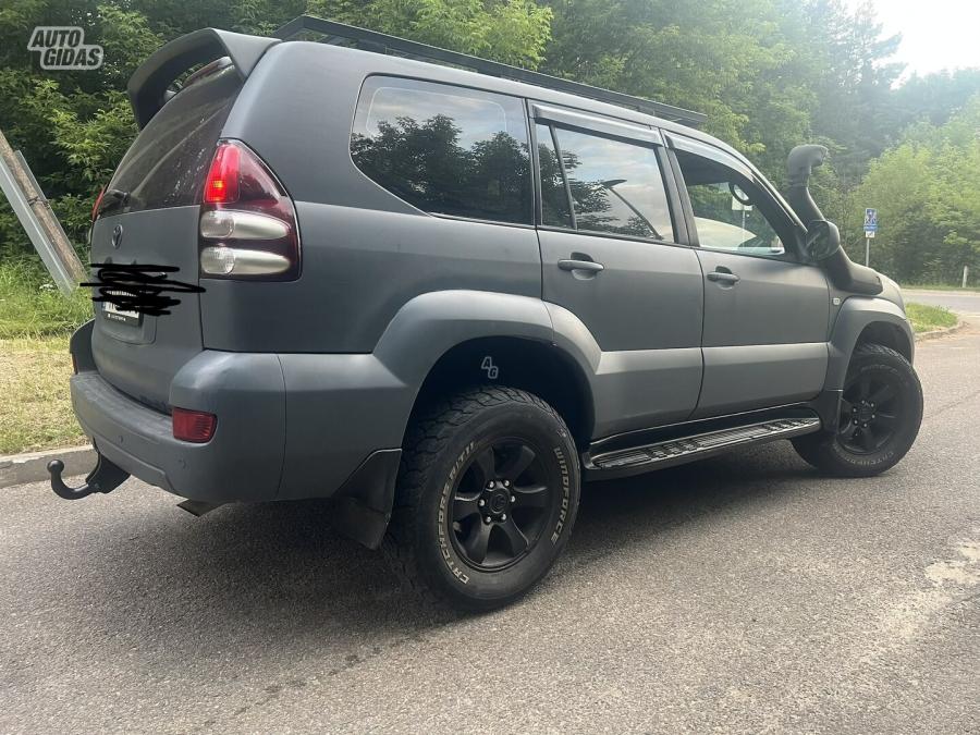 Toyota Land Cruiser 2005 Viļņa, ar dzinēja tilpumu 3.00 L un nobraukumu 350 tūkst. km par 9999 €, foto 5 vietnē AUTOMOTO.COM.LV