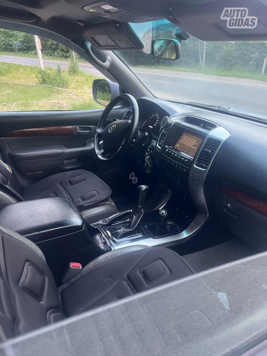 Toyota Land Cruiser 2005 Viļņa, ar dzinēja tilpumu 3.00 L un nobraukumu 350 tūkst. km par 9999 €, foto 8 vietnē AUTOMOTO.COM.LV