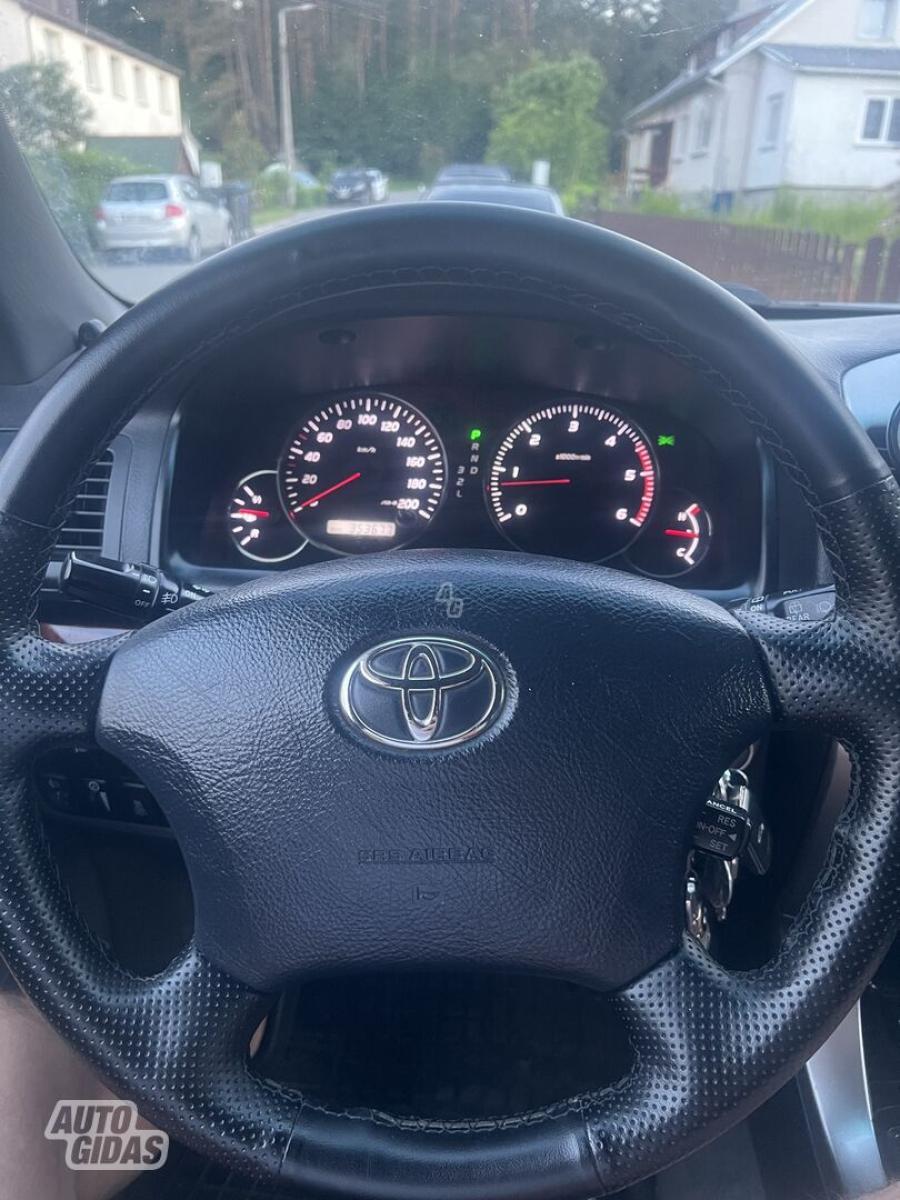 Toyota Land Cruiser 2005 Viļņa, ar dzinēja tilpumu 3.00 L un nobraukumu 350 tūkst. km par 9999 €, foto 9 vietnē AUTOMOTO.COM.LV