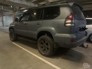 Toyota Land Cruiser 2005 Viļņa, ar dzinēja tilpumu 3.00 L un nobraukumu 350 tūkst. km par 9999 €, foto 22 vietnē AUTOMOTO.COM.LV