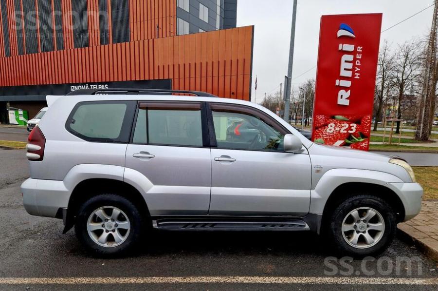 Toyota Land Cruiser 2006 Rīga, ar dzinēja tilpumu 3.00 L un nobraukumu 238 tūkst. km par 8499 €, foto 1 vietnē AUTOMOTO.COM.LV
