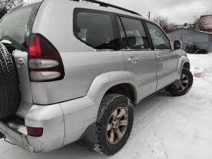 Toyota Land Cruiser 2006 Viļņa, ar dzinēja tilpumu 3.00 L un nobraukumu 431 tūkst. km par 5500 €, foto 7 vietnē AUTOMOTO.COM.LV