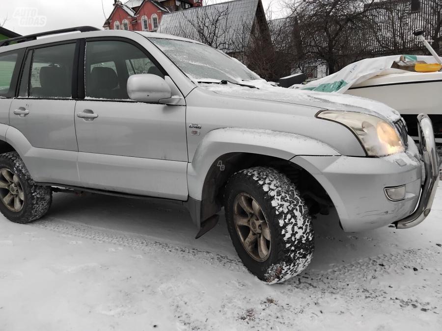 Toyota Land Cruiser 2006 Viļņa, ar dzinēja tilpumu 3.00 L un nobraukumu 431 tūkst. km par 5500 €, foto 8 vietnē AUTOMOTO.COM.LV