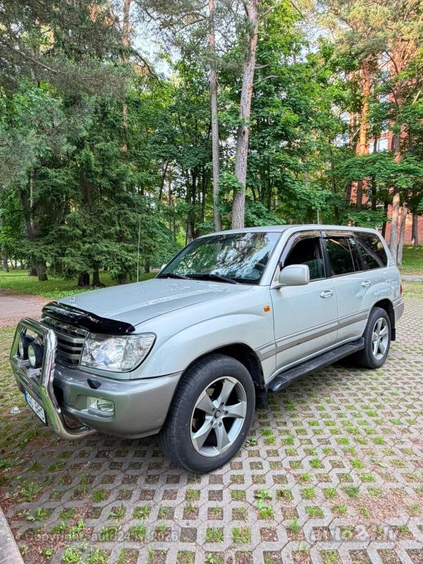 Toyota Land Cruiser 2006 Tallina, ar dzinēja tilpumu 4.20 L un nobraukumu 0 tūkst. km par 19000 €, foto 1 vietnē AUTOMOTO.COM.LV