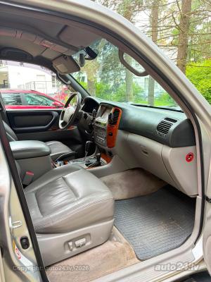 Toyota Land Cruiser 2006 Tallina, ar dzinēja tilpumu 4.20 L un nobraukumu 0 tūkst. km par 19000 €, foto 7 vietnē AUTOMOTO.COM.LV