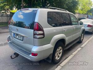 Тойота Ленд Крузер 2006 в Таллин, объемом двигателя 3.00 л и пробегом 444 тыс. км за 6000 €, фото 5 на AUTOMOTO.COM.LV