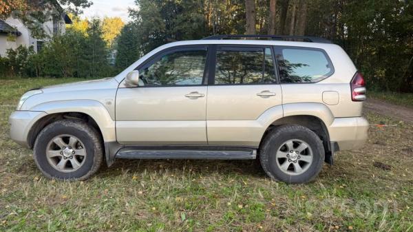 Toyota Land Cruiser 2006 Rīga vietnē Toyota Land Cruiser 2006 Rīga, ar dzinēja tilpumu 3.00 L un nobraukumu 490 tūkst. km par 7900 €, foto 5 vietnē AUTOMOTO.COM.LV