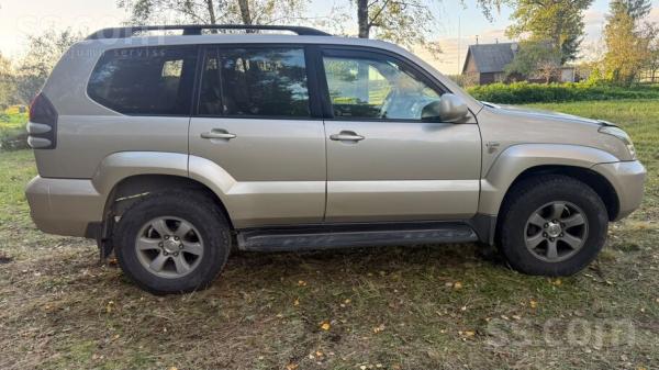 Toyota Land Cruiser 2006 Rīga vietnē Toyota Land Cruiser 2006 Rīga, ar dzinēja tilpumu 3.00 L un nobraukumu 490 tūkst. km par 7900 €, foto 7 vietnē AUTOMOTO.COM.LV