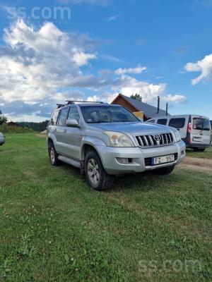 Toyota Land Cruiser 2007 Jelgava, ar dzinēja tilpumu 3.00 L un nobraukumu 720 tūkst. km par 2450 €, foto 1 vietnē AUTOMOTO.COM.LV