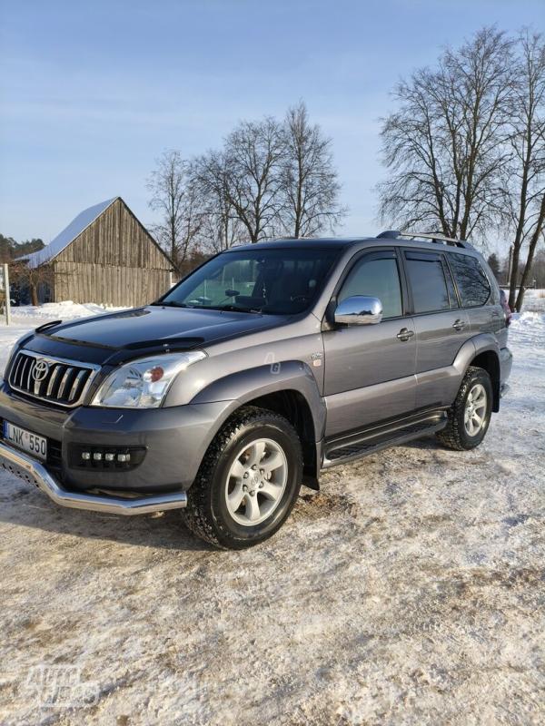 Toyota Land Cruiser 2007 Jurbarkas, ar dzinēja tilpumu 3.00 L un nobraukumu 200 tūkst. km par 13900 €, foto 2 vietnē AUTOMOTO.COM.LV