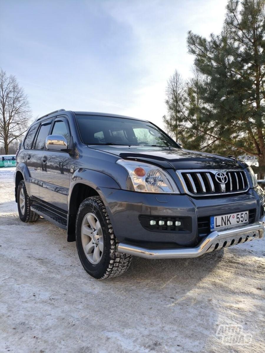 Toyota Land Cruiser 2007 Jurbarkas, ar dzinēja tilpumu 3.00 L un nobraukumu 200 tūkst. km par 13900 €, foto 3 vietnē AUTOMOTO.COM.LV
