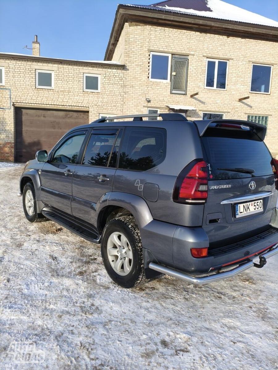 Toyota Land Cruiser 2007 Jurbarkas, ar dzinēja tilpumu 3.00 L un nobraukumu 200 tūkst. km par 13900 €, foto 7 vietnē AUTOMOTO.COM.LV