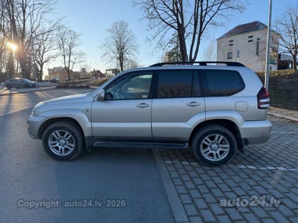 Toyota Land Cruiser 2007 Viljandi, ar dzinēja tilpumu 3.00 L un nobraukumu 271 tūkst. km par 10600 €, foto 7 vietnē AUTOMOTO.COM.LV