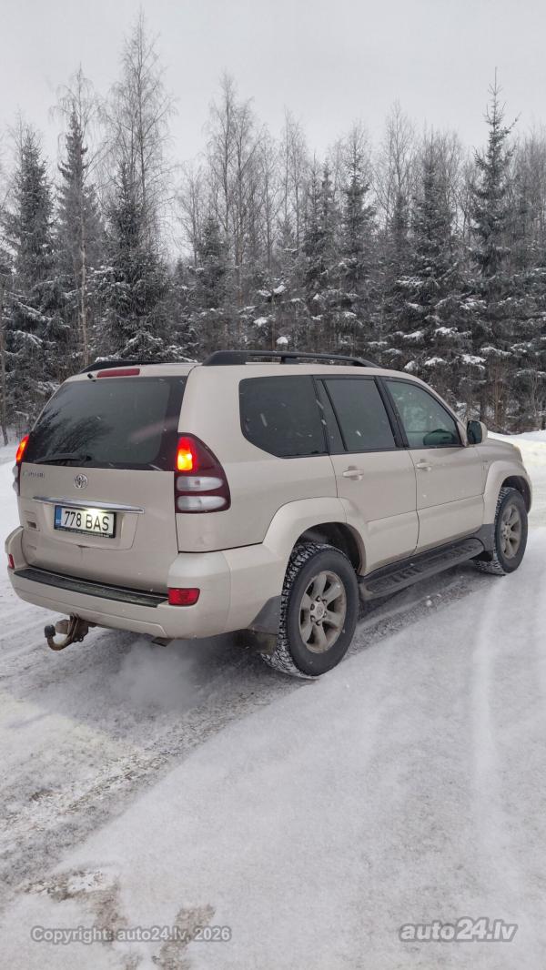 Toyota Land Cruiser 2008 Tallina, ar dzinēja tilpumu 3.00 L un nobraukumu 385 tūkst. km par 8700 €, foto 5 vietnē AUTOMOTO.COM.LV