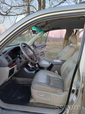 Toyota Land Cruiser 2008 Preiļi, ar dzinēja tilpumu 3.00 L un nobraukumu 270 tūkst. km par 10500 €, foto 3 vietnē AUTOMOTO.COM.LV