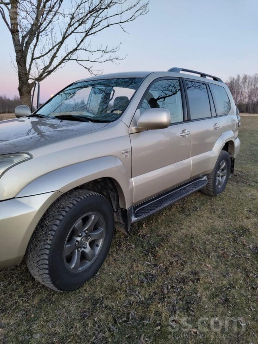 Toyota Land Cruiser 2008 Preiļi, ar dzinēja tilpumu 3.00 L un nobraukumu 270 tūkst. km par 10500 €, foto 5 vietnē AUTOMOTO.COM.LV