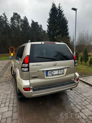 Toyota Land Cruiser 2008 Madona, ar dzinēja tilpumu 3.00 L un nobraukumu 190 tūkst. km par 13000 €, foto 3 vietnē AUTOMOTO.COM.LV