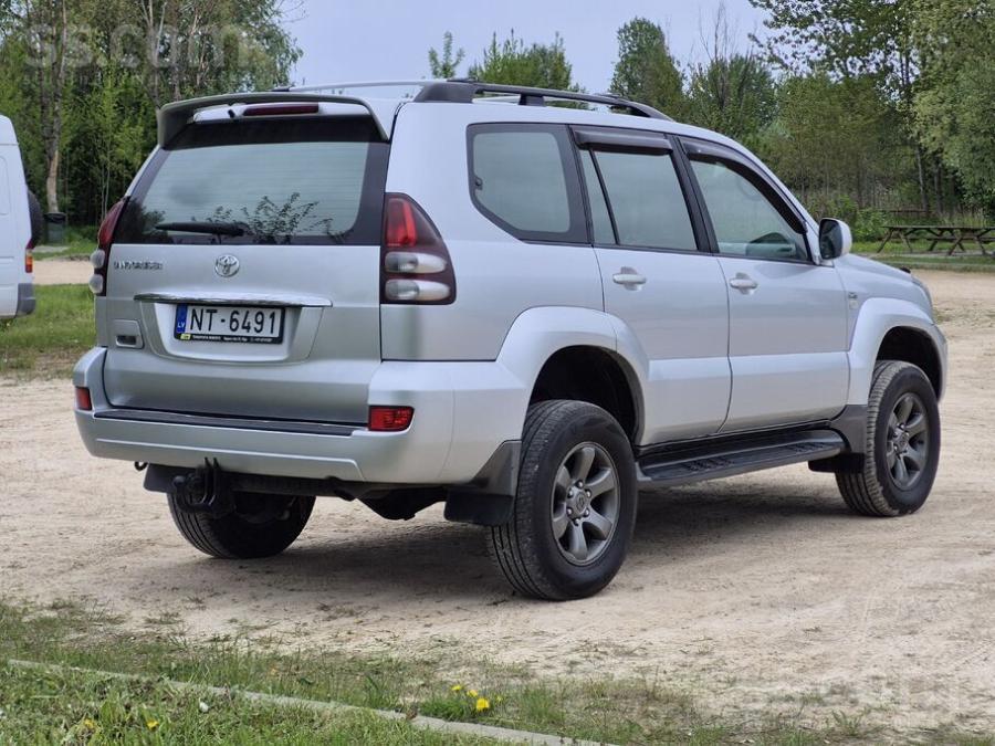 Toyota Land Cruiser 2008 Rīga, ar dzinēja tilpumu 3.00 L un nobraukumu 0 tūkst. km par 8990 €, foto 6 vietnē AUTOMOTO.COM.LV