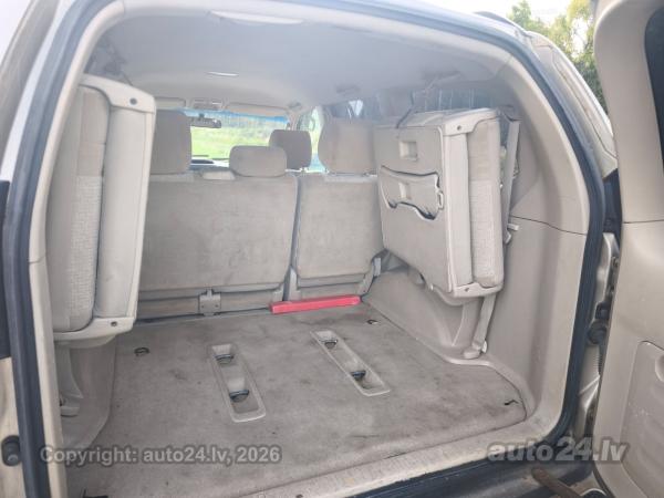 Toyota Land Cruiser 2009 in Tallinn, with an engine capacity of 3.00 L and mileage of 0 thousand km for 11000 €, photo 8 on AUTOMOTO.COM.LV