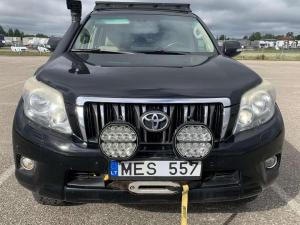 Toyota Land Cruiser 2010 in Vilnius, with an engine capacity of 2.98 L and mileage of 219 thousand km for 23990 €, photo 3 on AUTOMOTO.COM.LV
